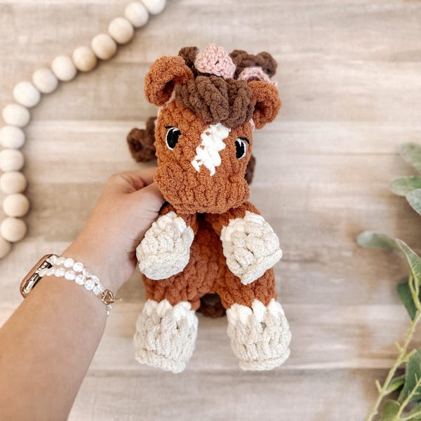 ITTY Paylin the Pony Snuggler + Stuffie 2-in-1 Crochet Pattern | No Sew ...