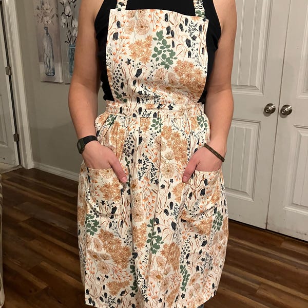 Crosslake Big Boys Apron - Etsy