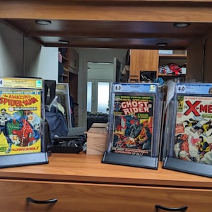 Comic Book Stands - Graded and Raw Comics - Slab Holder, Slab Stand ...