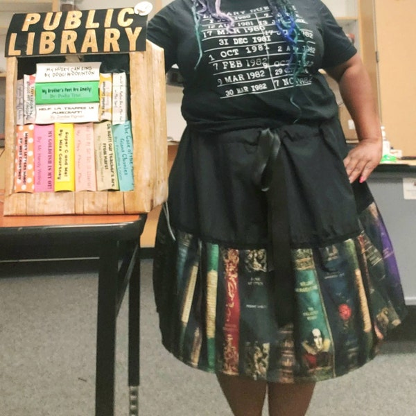 Library Books Full Skirt - 50's Style - Literary Costume - Plus Size ...