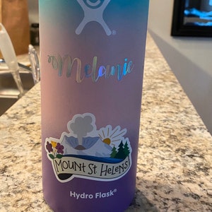 Mount St Helens Vinyl Sticker / Washington State Illustrated Sticker ...