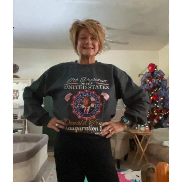 Personalized Senior Football Mom 2025 Sweatshirt, Football Mama ...