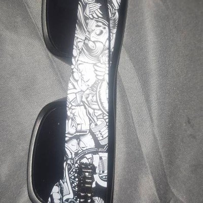 LOCS Sunglasses Shades Graffiti Skull Printed Legs Black Plastic Frames ...