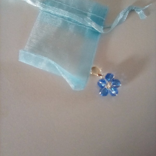 Something Blue Crystal Flower Bouquet Charm: Good Luck Wedding Charm ...