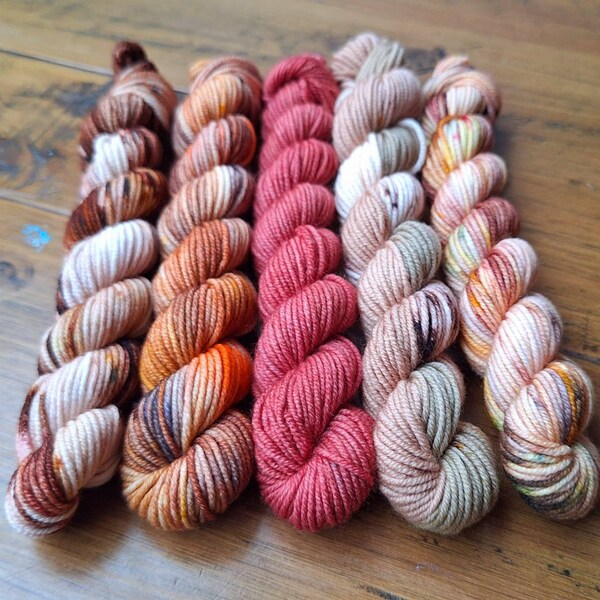 Autumn Shades - Ruffles Scrapcake, 150g Ruffles Hand Dyed Yarns, DK ...