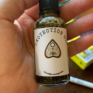 Protection Oil Protection Anointing Oil Protection Spell Oil - Etsy