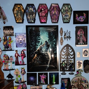 Wall Mount/floating Shelf for Monster High Reel Drama Buy Multiples and ...