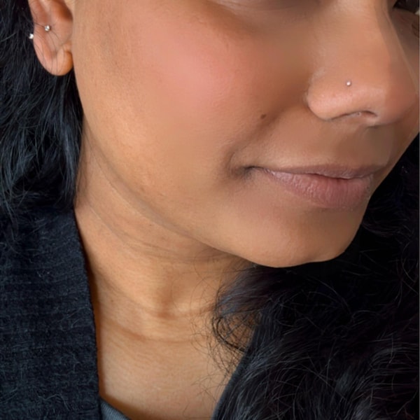 Ultra Tiny 2mm TRI-BEAD Nose Ring • Threadless Nose Stud • Dainty Nose ...