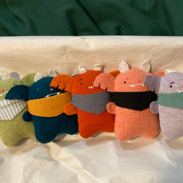 Draf Mini Peluche, Miniature Monster Style Plush, Plushie - Etsy