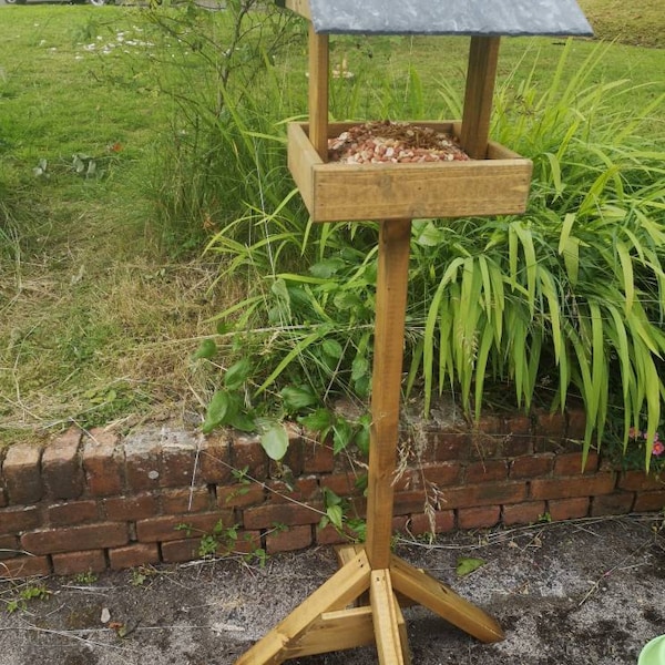 Wooden Bird Table Slate Roof Wild Garden Birds Feeding Station Feeder ...