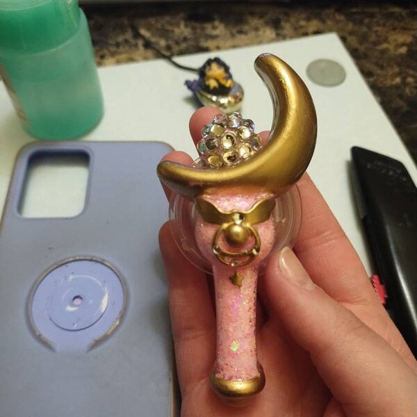 Sailor Moon Silver Iridescent Crystal Flower Popsocket | Dazzling Phone ...