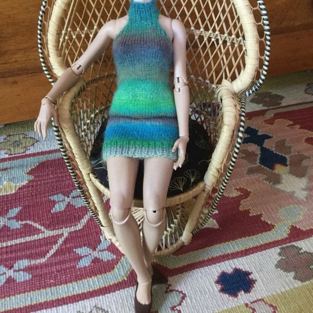 Handknits for Asian Ball-Jointed Dolls by SquirrelMoonKnits