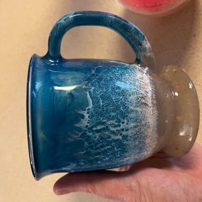 BLUE WAVES Beach Inspired Coffee Mug, Hand Poured Resin Art, Beach Mug ...