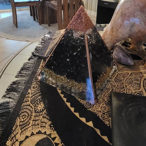 Orgone Pyramid for Energy Protection and EMF Shielding Energy ...