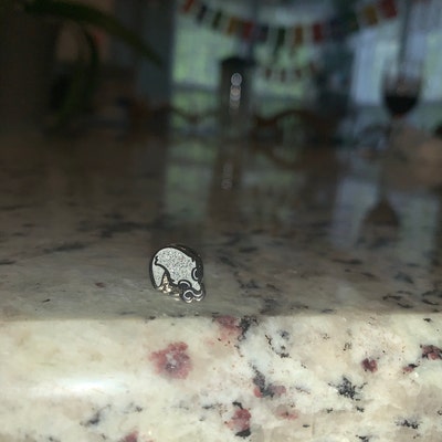 Worm on a String Mini Pins - Etsy