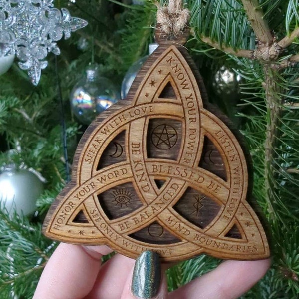 Four Point Witch Protection Knot Ornament Amulet - Etsy