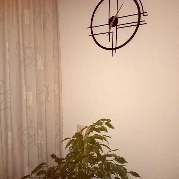 Antique Style Roman Numeral Metal Wall Clock, Rustic Modern Wall Clock ...