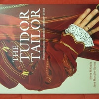 Murrey/wine Red Tudor Style Woollen 2/2 Twill Cloth Fabric Sold by the ...