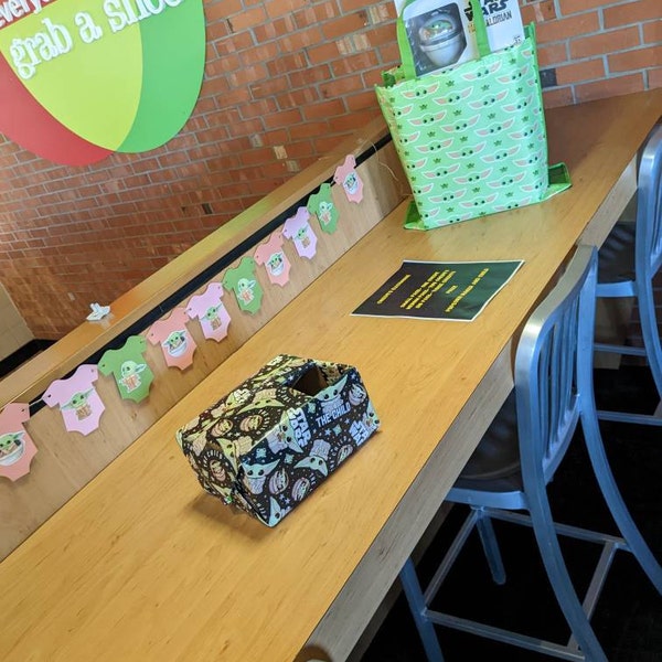 Baby Alien Child Onesie Garland - Baby Alien Baby Shower - the Child ...