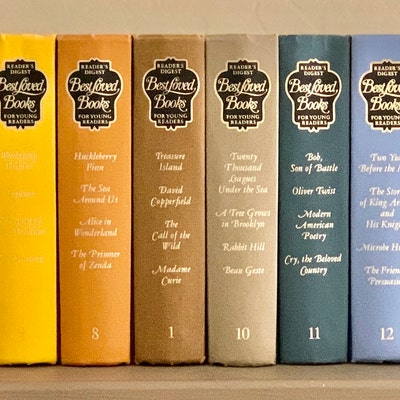 Set of 5 Vintage Decorative Books in Your Choice of Color - Etsy