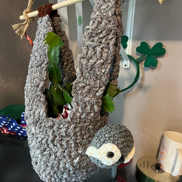 PATTERN ONLY Crochet Hanging Sloth Planter - Etsy