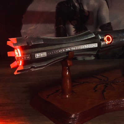 Survivor Saber Aluminum Casted With Xenopixel Soundboard, 34 Soundfonts ...