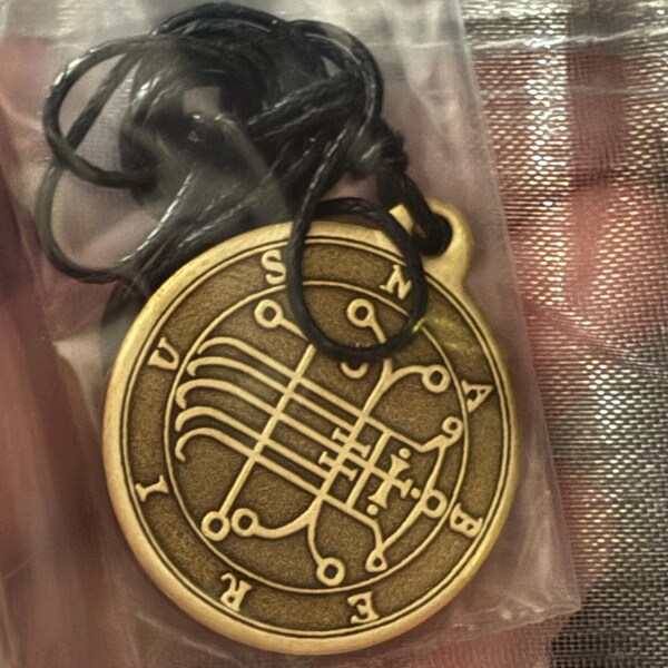 HECATE'S WHEEL COIN || Hecate's Wheel Coin || Pendant, Keychain, Pin ...