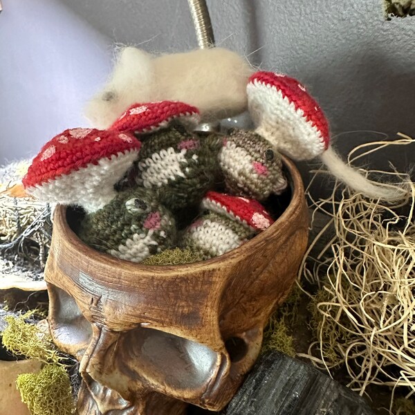 Crochet Poogie Monster Hunter - Etsy