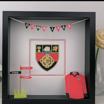 Gaelic Football Personalised Art GAA Fan Framed Gift, Custom County or ...