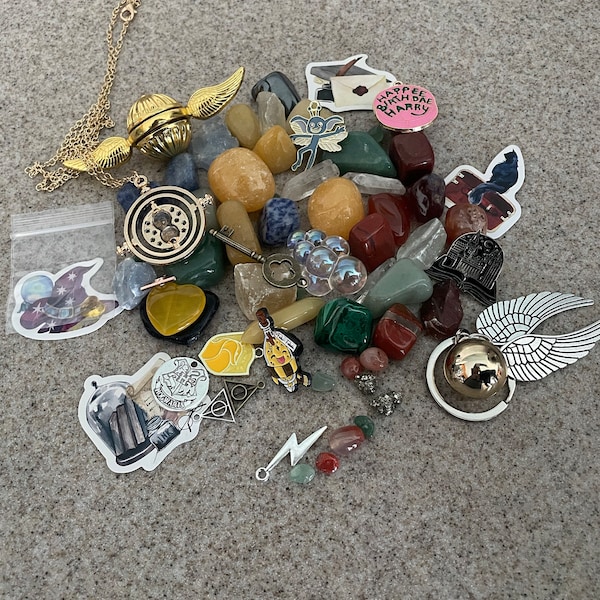 Wizarding Potter Themed Crystal Confetti Scoop / Wizarding World ...