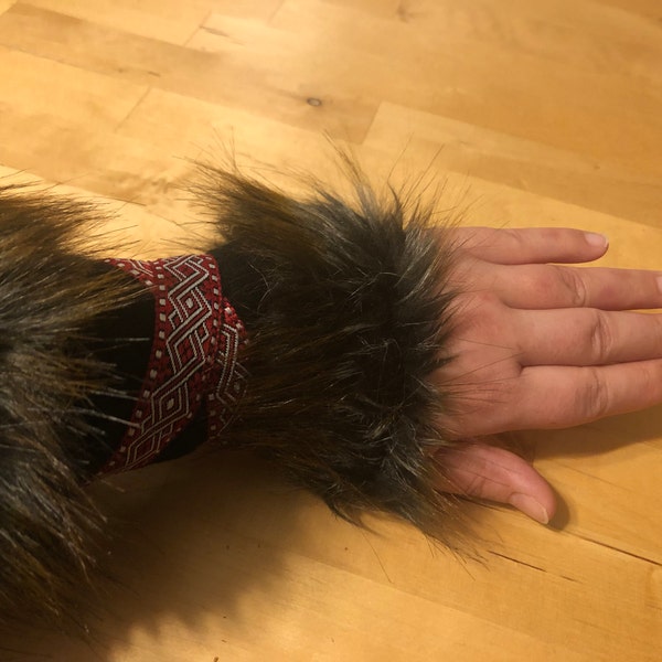 LARP Cape Renfaire Hooded Cape Black Capelet Short Cloak Fantasy Cape ...