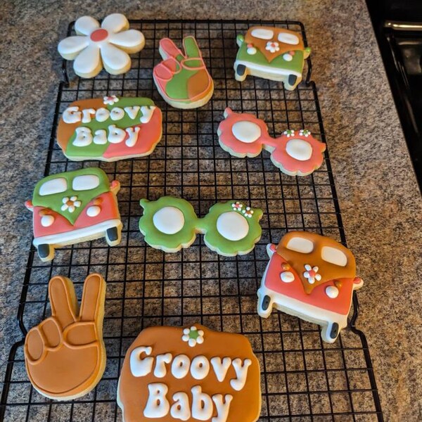 Groovy Cookie Cutter Set - Etsy