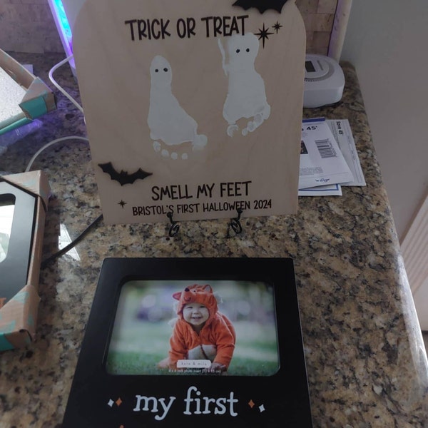 Baby's First Halloween Footprint Keepsake: DIY Personalized Sign - Etsy