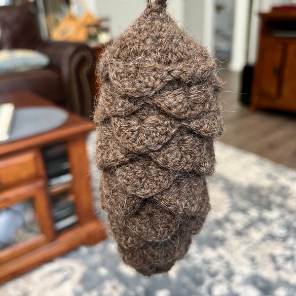Pine Cone Crochet Pattern, Christmas Ornament, Woodland Holiday ...
