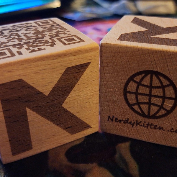 Wooden Custom Logo QR Code Cubes, Multi Qr Code Sign, Payment Sign ...