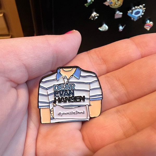 The Witcher Enamel Pin Badge - Geralt of Rivia - TV Show/game/book ...