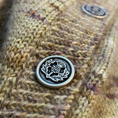 2 Terracotta Flower Pot Buttons 25mm 2 Hole Novelty Clay Shaped Planter ...