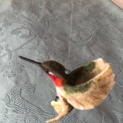 Hummingbird felted Bird Gift for Mom Lifelike Bird Spring - Etsy