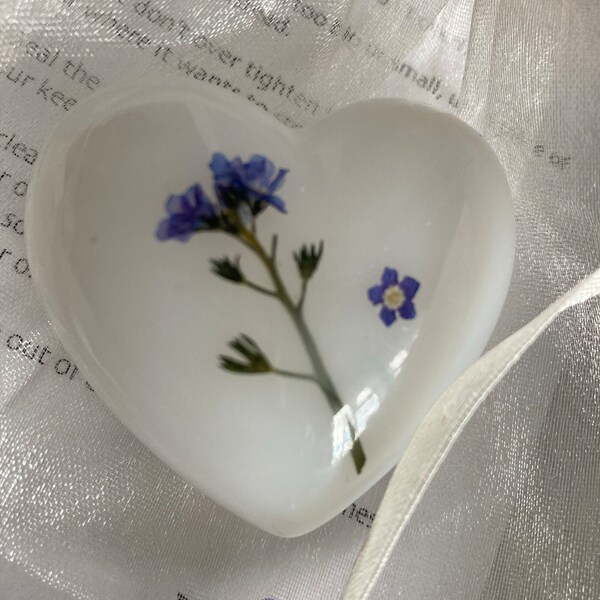 Small Forget Me Not Heart Pocket Urn, Memorial Ashes Keepsake Mini Urn ...