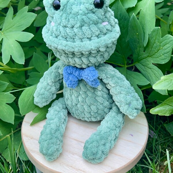 Frog Crochet Pattern PDF - No-sew, Amigurumi, Chunky Yarn, Decor, Toys ...