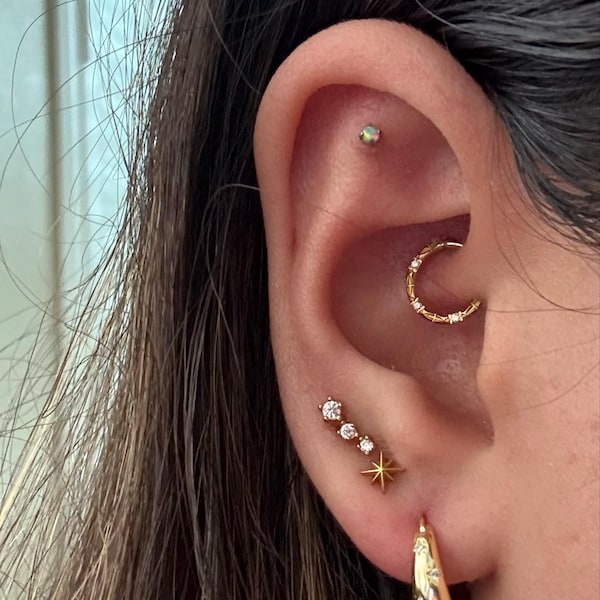 Gold Daith Jewelry Earring, Simple Titanium Minimalist Daith Jewelry ...