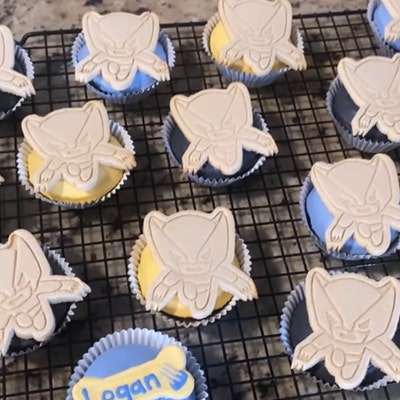 Deadpool Wolverine Cookie Cutter Stamp - Etsy