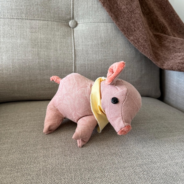 Pig Stuffed Toy Sewing Pattern, Tutorial DIY Plushie Toy Animal Piglet ...