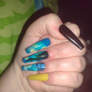 Enchanted black Light GLOW Full Nail Set - Etsy