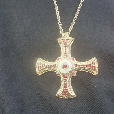 Gold and Enamel Saxon Cross Pendant - Etsy