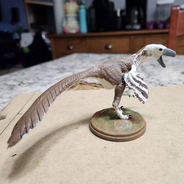 Microraptor Hunting 1:6 Scale Model - Exceptional 3D Resin Printed Miniature Model | Dinosaurs ...