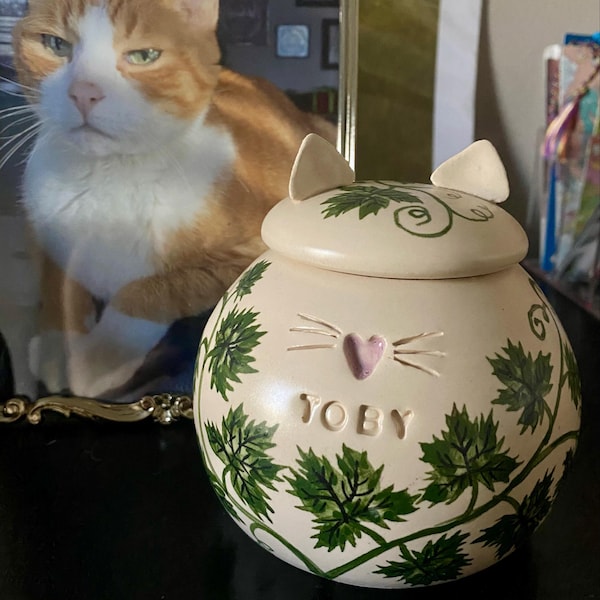Calico Cat Urn, Spots Cat Urn, Ceramic Urn for Ashes, Pottery Urn for ...