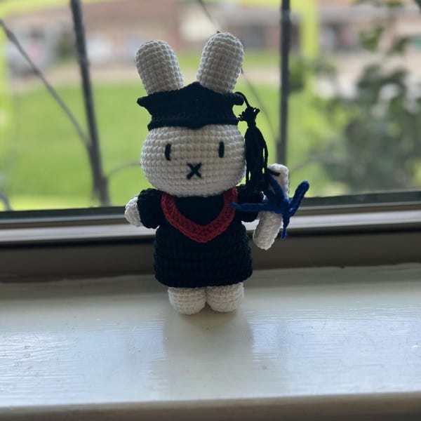 Crochet Graduation Bunny | Handmade Miffy Doll | Amigurumi Graduation ...