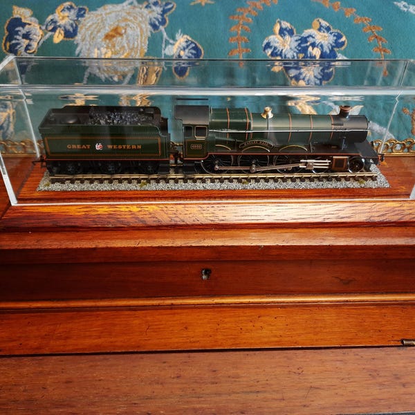 Tennis Ball Display Case With Custom Engraving - Etsy