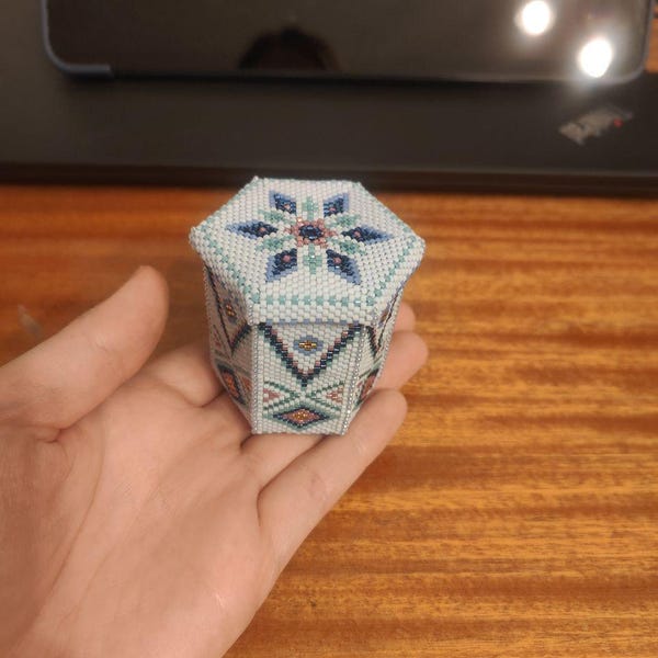 Peyote Stitch Hexagon Beaded Box Tutorial (PDF Pattern), Ept339-1 - Etsy
